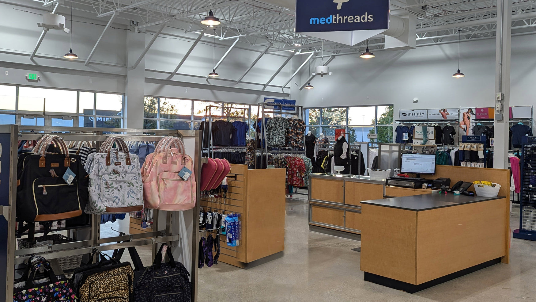 Garfield Heights Scrub Store | Ohio's Largest Uniform Store – Med Threads